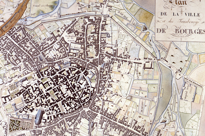 Plans géographiques - Croissance urbaine de Bourges